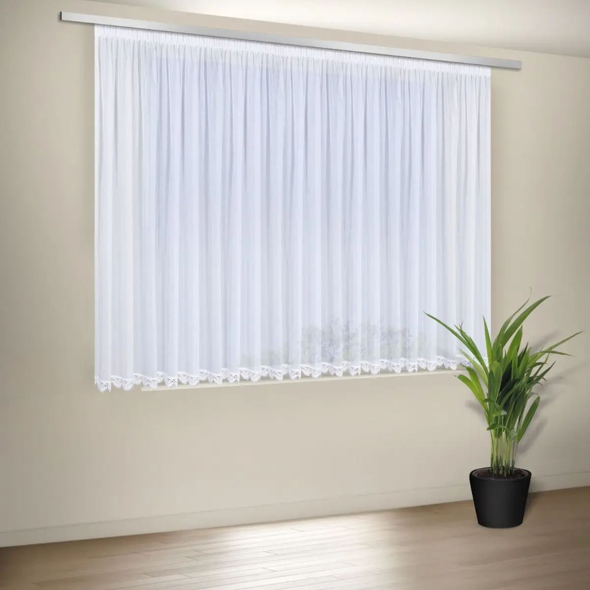 Gardinenstore mit Spitze